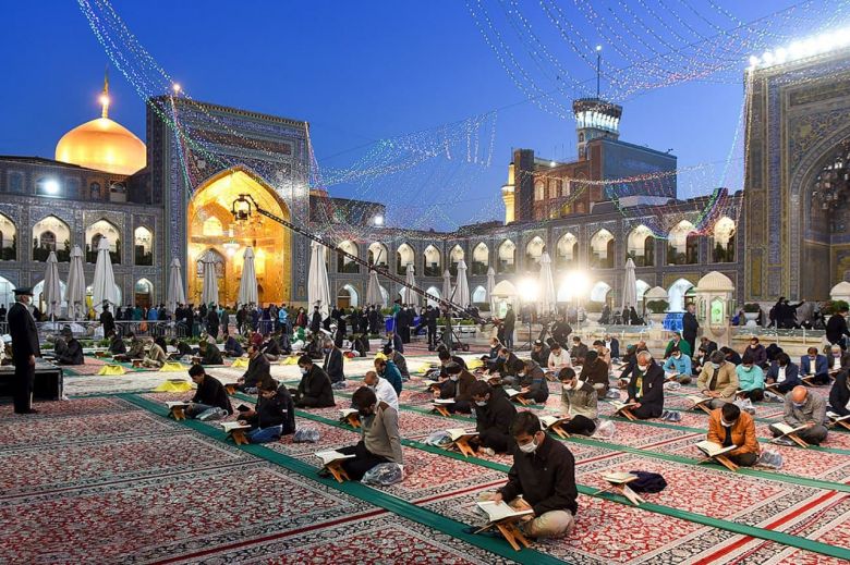 In Pictures: Quran sessions during Ramadan at Imam Redha Holy Shrine