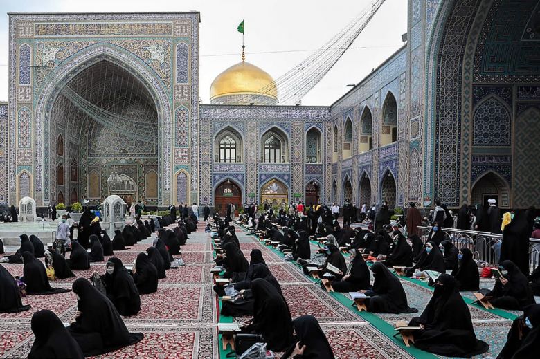 In Pictures: Quran sessions during Ramadan at Imam Redha Holy Shrine