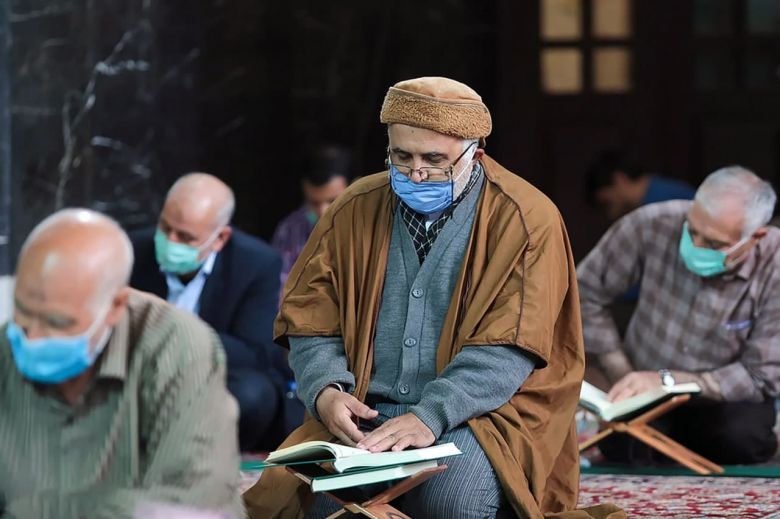 In Pictures: Quran sessions during Ramadan at Imam Redha Holy Shrine