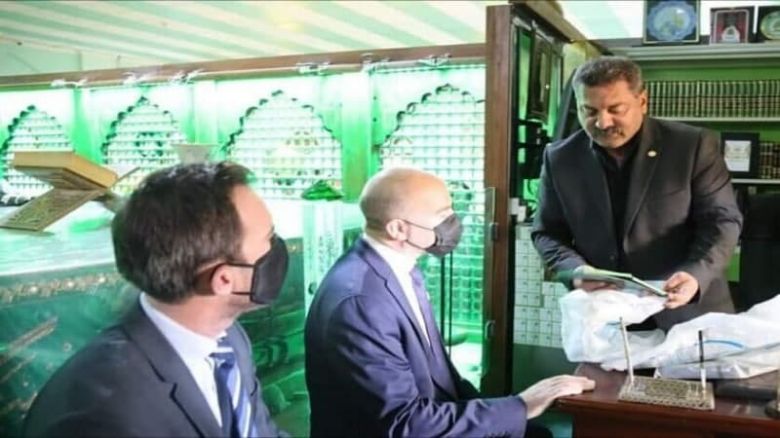 L'AMBASSADEUR DANOIS EN IRAK VISITE LE SAINT SANCTUAIRE DE L'IMAM HUSSEIN