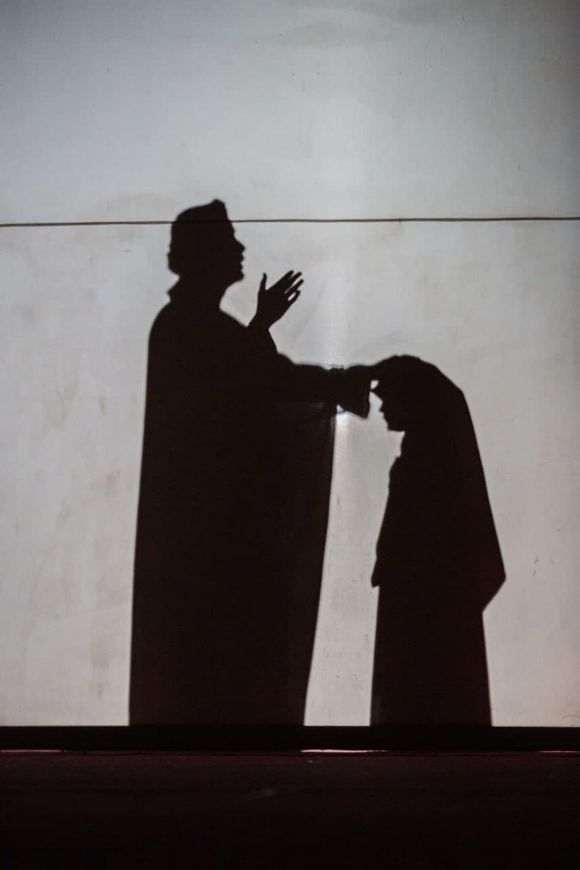 In Pictures: Theatrical performances, poetry and elegies at festival on ...