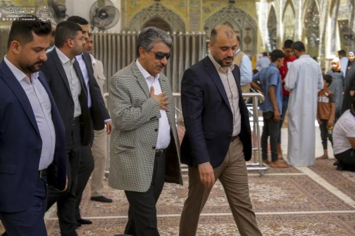 The Kuwaiti Ambassador to Iraq visits Imam Ali Holy Shrine